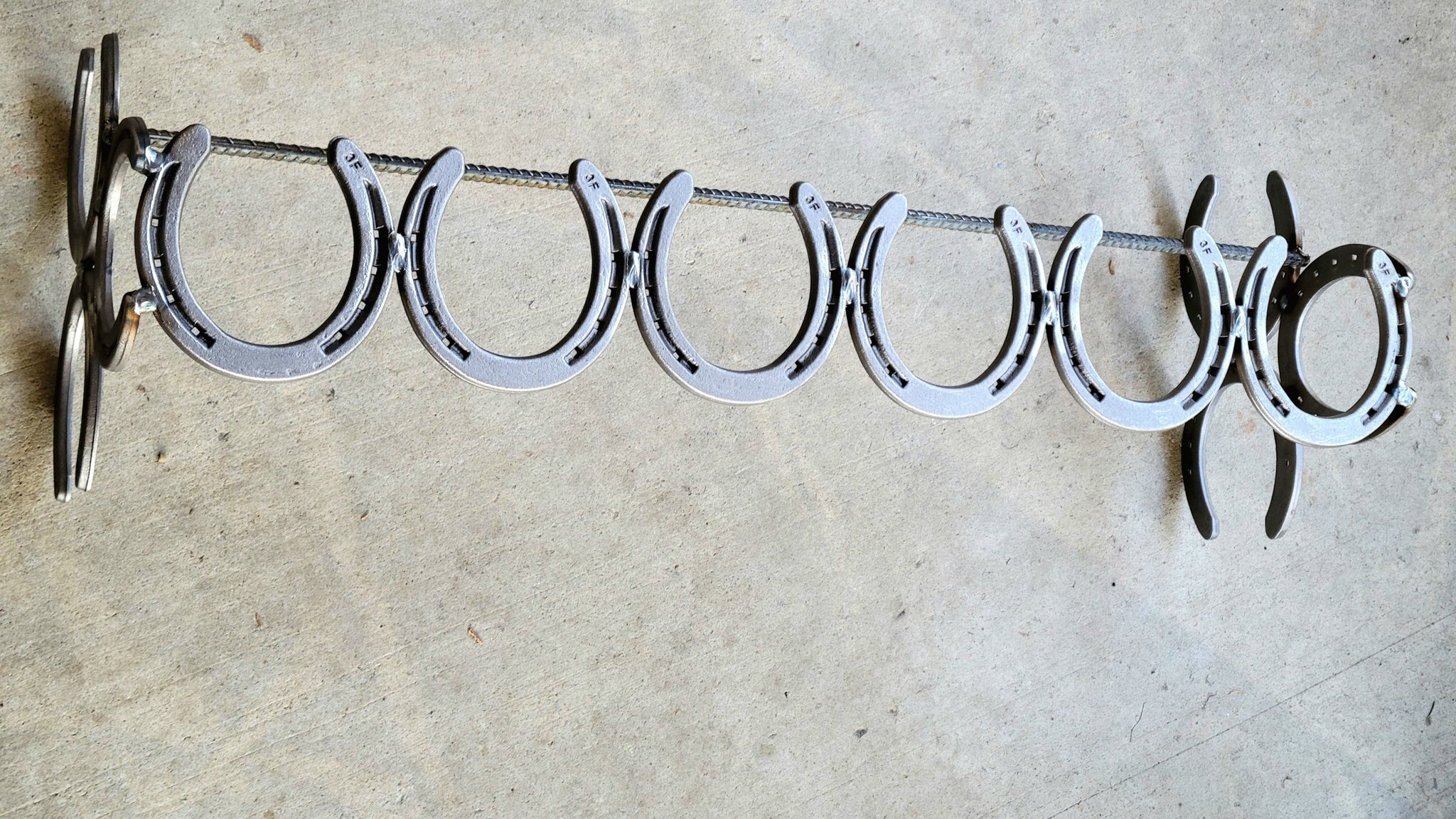 3-Pair Horseshoe Boot Rack – Rustic Steel Organizer for Boots & Shoes ...